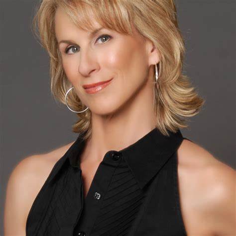 Meet: Heidi Harris; God, The Mob and Snakes - Rick Ollie