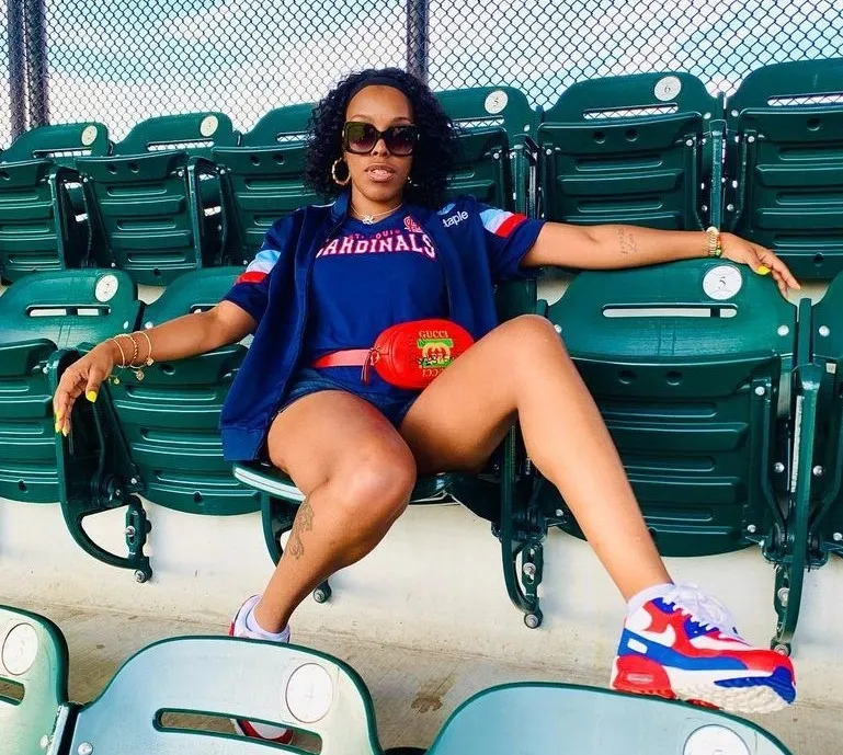 Business, Friends and Social Media - Rick Ollie